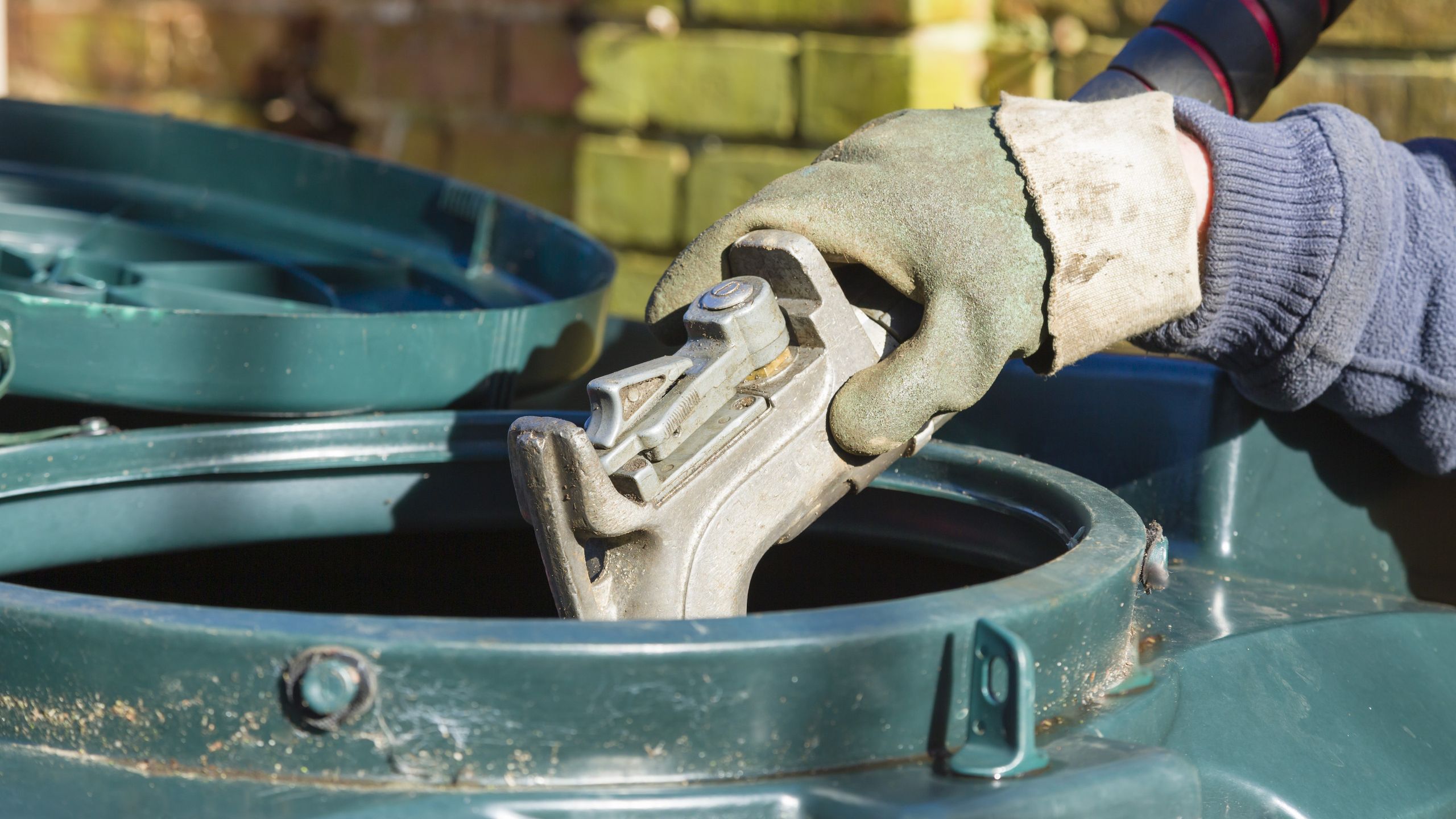 What to check if you’re buying a house with oil central heating ...