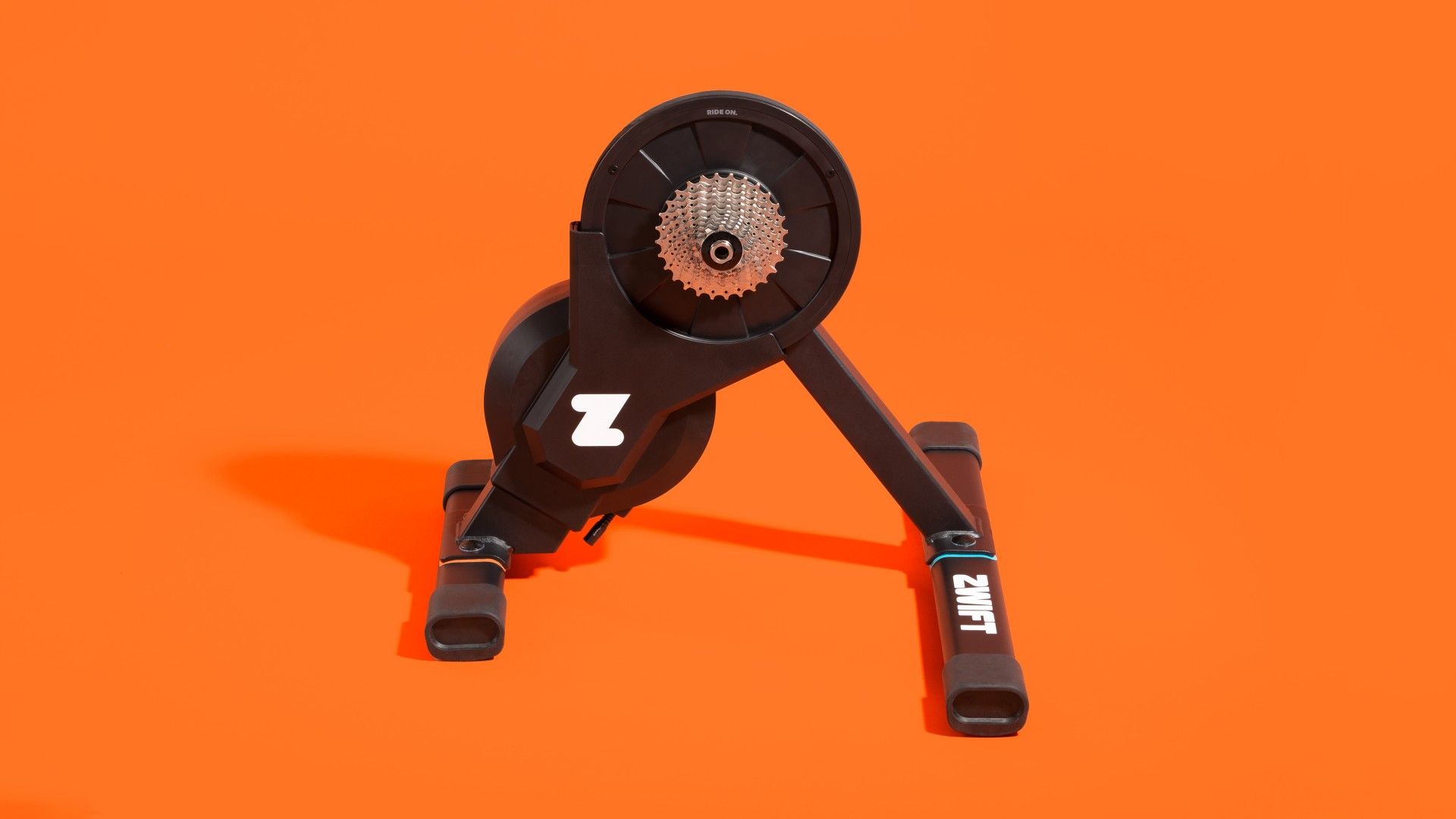 New £449/$499 Zwift Hub smart trainer: idiot-proof and cheap is the new ...