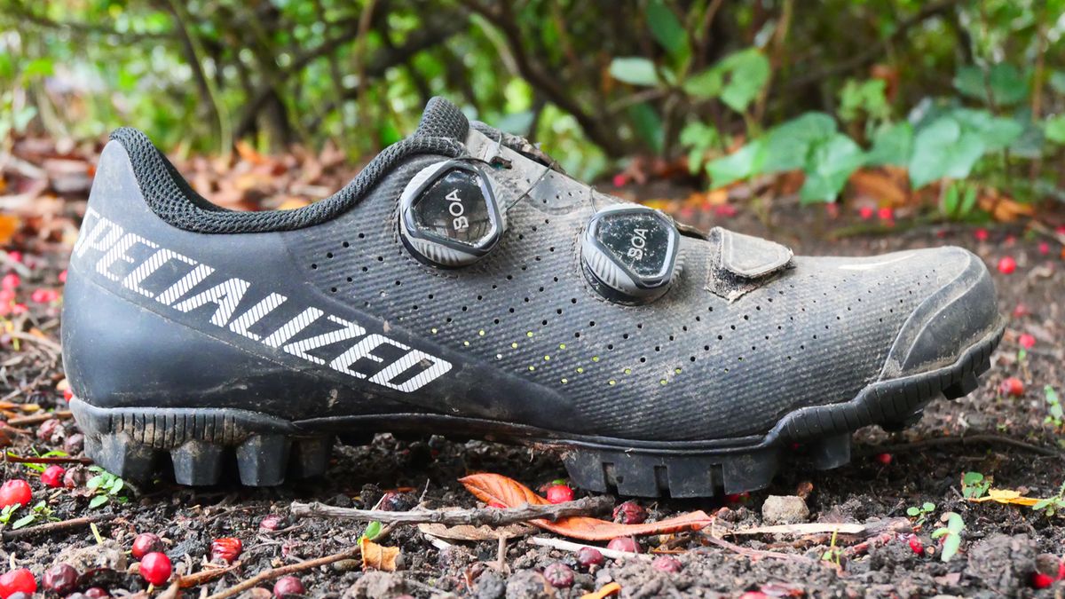 Specialized Recon 3 review – performance adventure shoes | Bike Perfect
