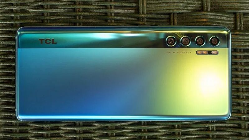 These Android phones support wireless charging | Android Central