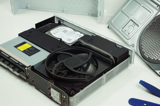 How to open an Xbox One S console for repair | Windows Central
