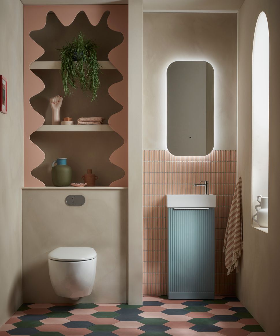 23 small ensuite ideas that transform tiny into tremendous | Homebuilding