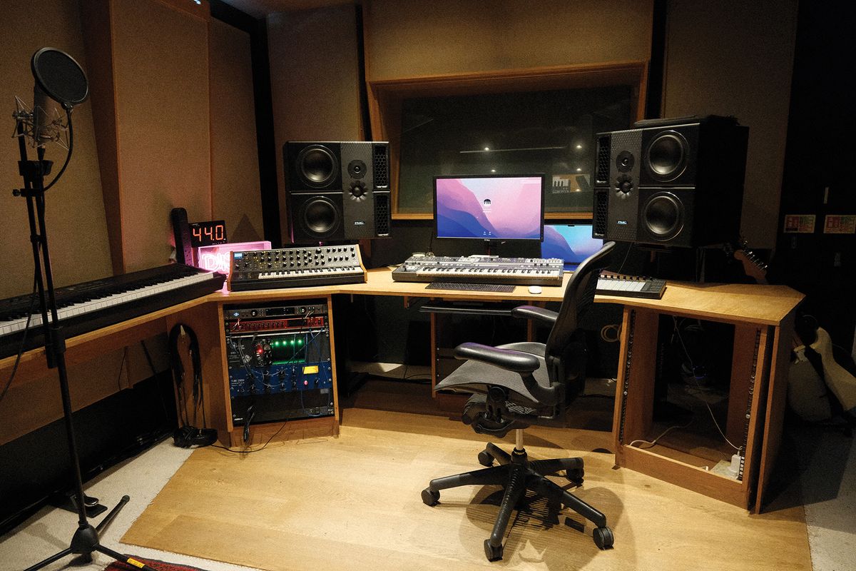 Lewis Thompson: "The best ideas happen as mistakes – selecting the ...