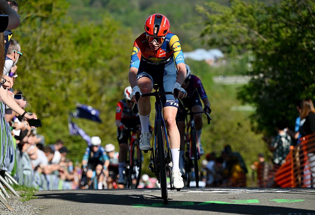 La Vuelta Femenina favourites - Who can beat Demi Vollering in first ...