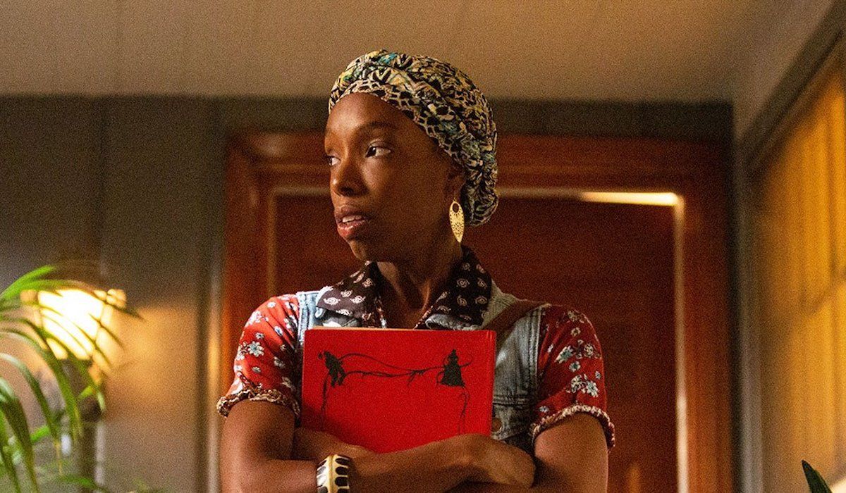 Bad Hair Ending Explained: What Got Tangled Up In Hulu's Horror Comedy ...