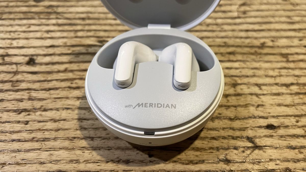 LG Tone Free T90Q: fantastic levels of immersion from Dolby-Atmos ...