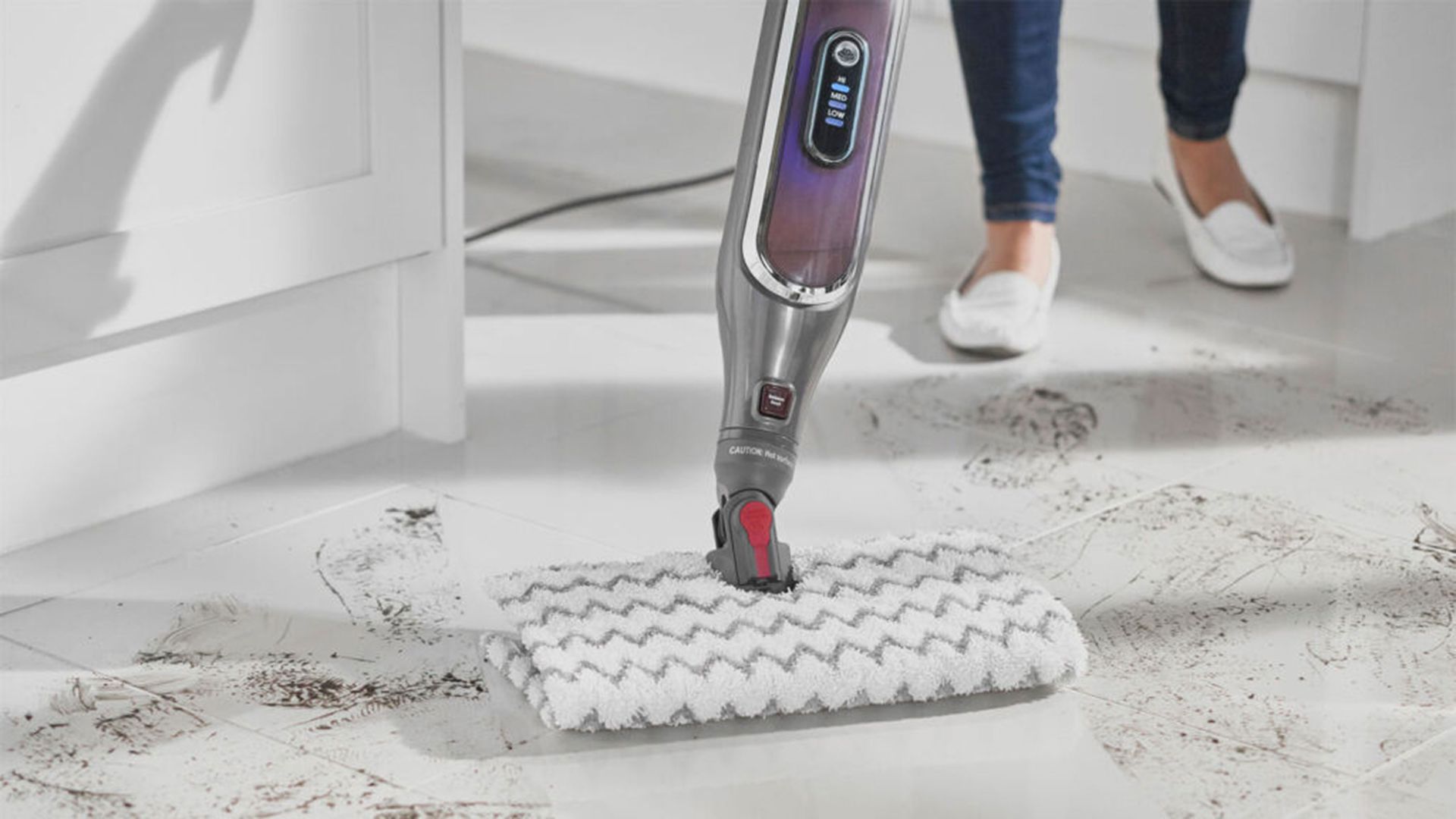 How to use a steam cleaner on carpet, in the bathroom, on mattresses ...