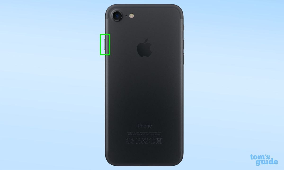 How to use SOS emergency features on iPhone, Android or smartwatch ...