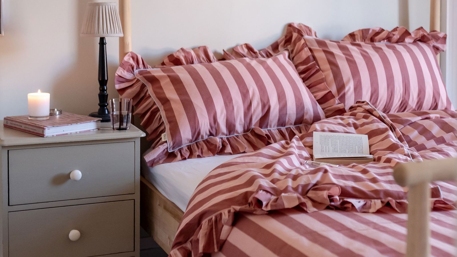 Ruffled Bedding — How 'Prettier' Bed Styling Made a Comeback