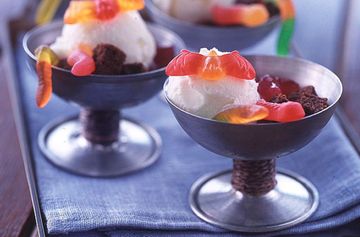 Ferrero Rocher sundaes | Dessert Recipes | GoodTo