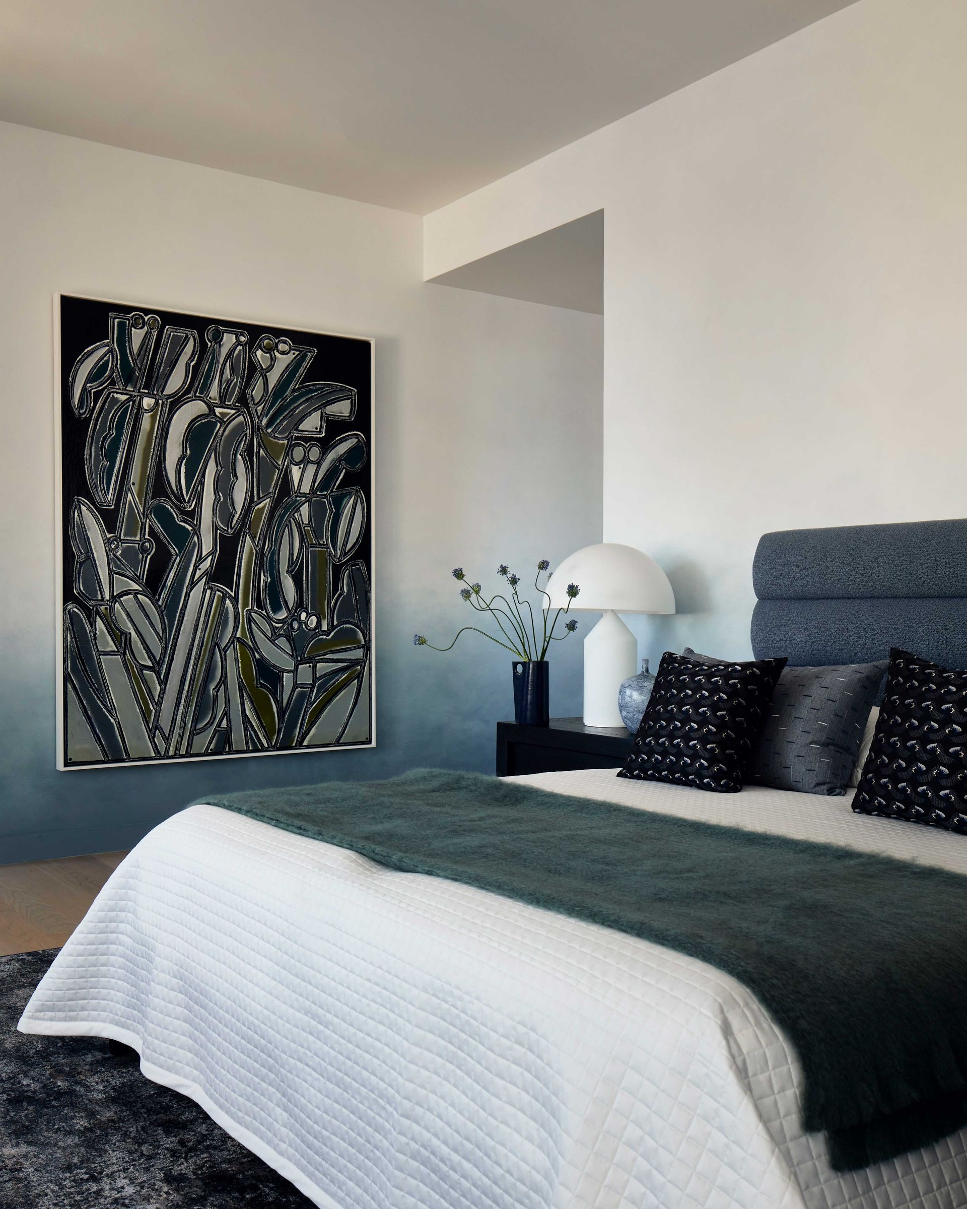 How to paint ombre walls for the best gradual gradient | Livingetc