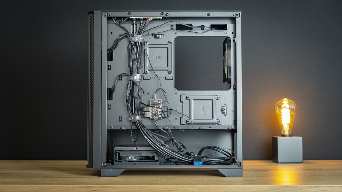 Montech Air 100 Review: A Case and 4 RGB Fans for $70? | Tom's Hardware