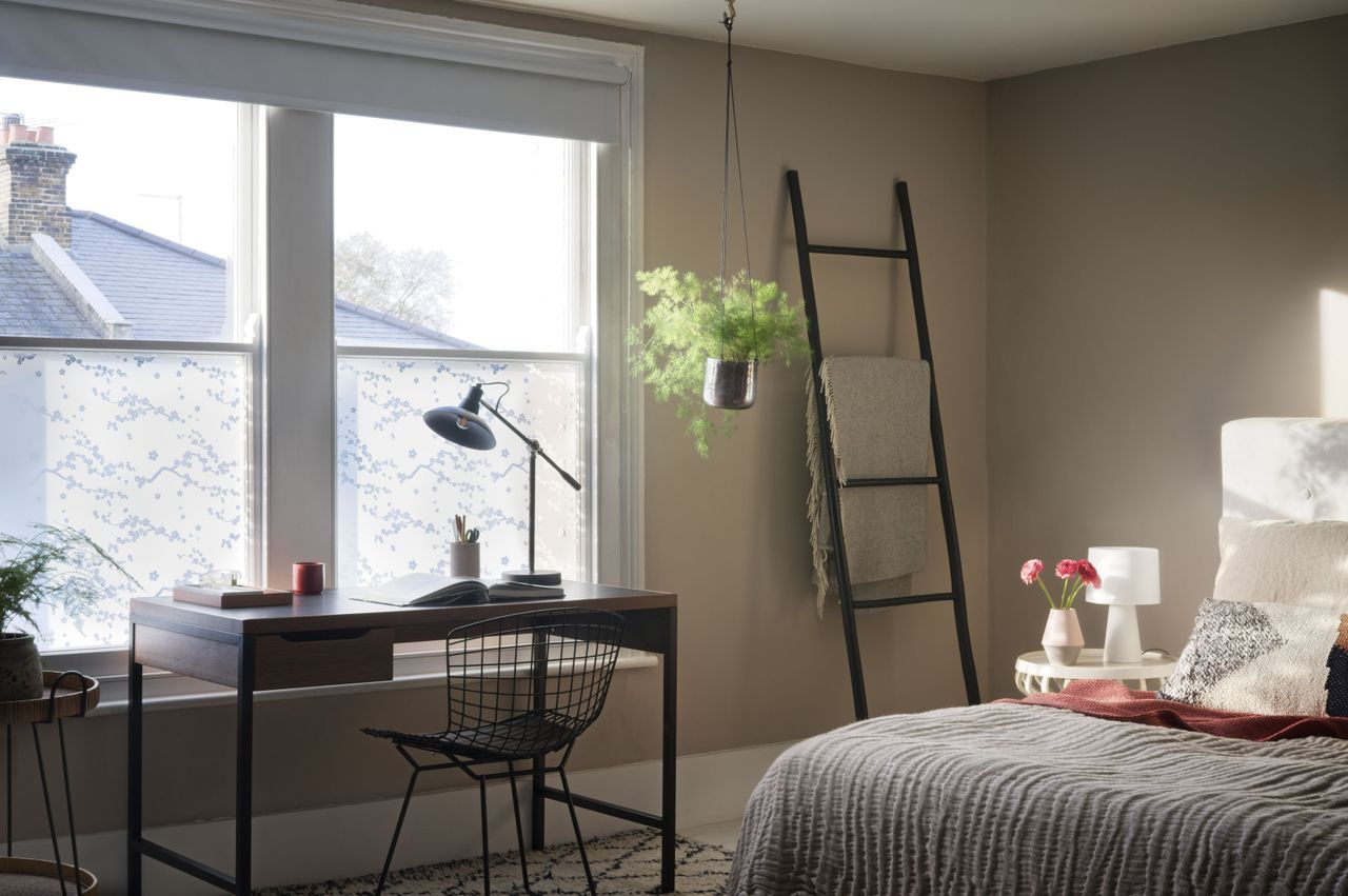 Small bedroom office combo ideas: 10 smart designs | Homes and Gardens