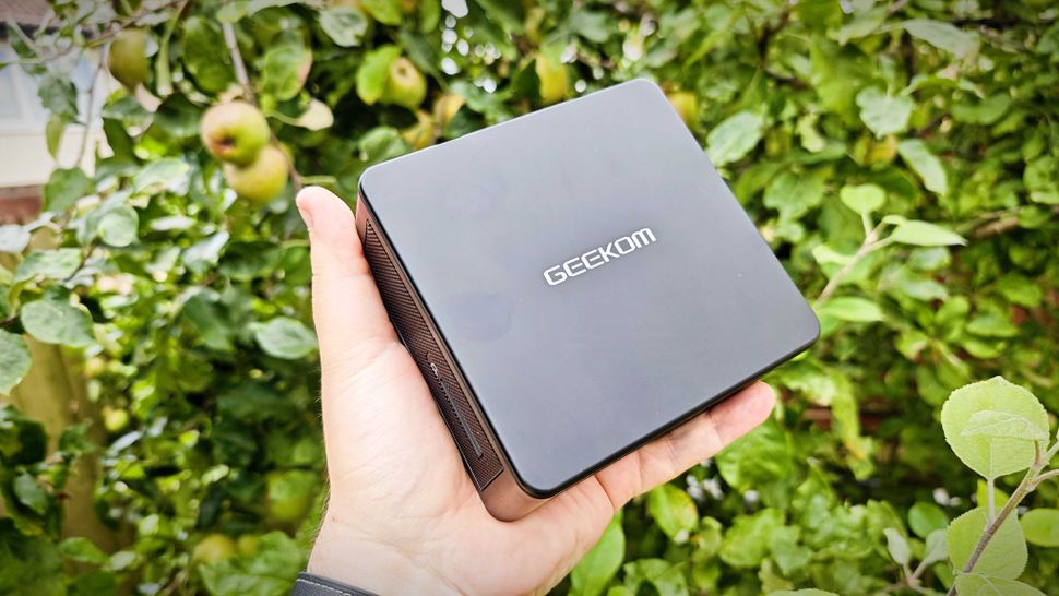 Geekom IT15 review: this funsized mini-PC is a powerful Mac mini ...