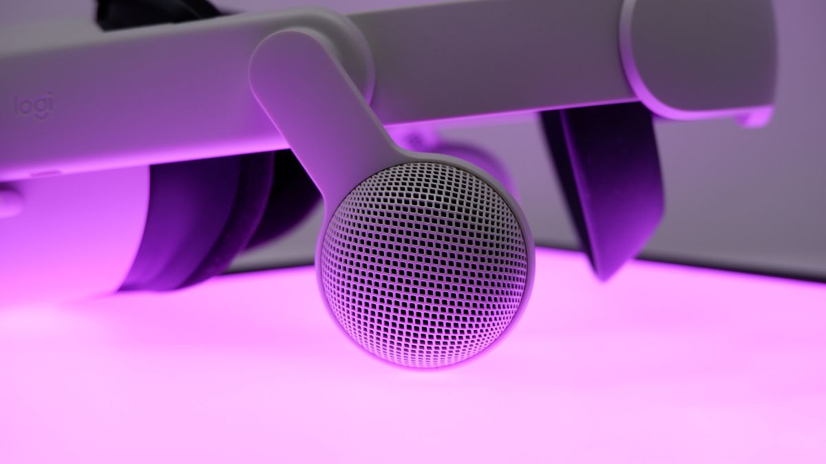 Logitech Chorus review | PC Gamer