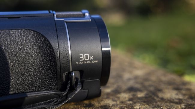Sony AX43 review: the last vlogging handycam with big zoom appeal ...