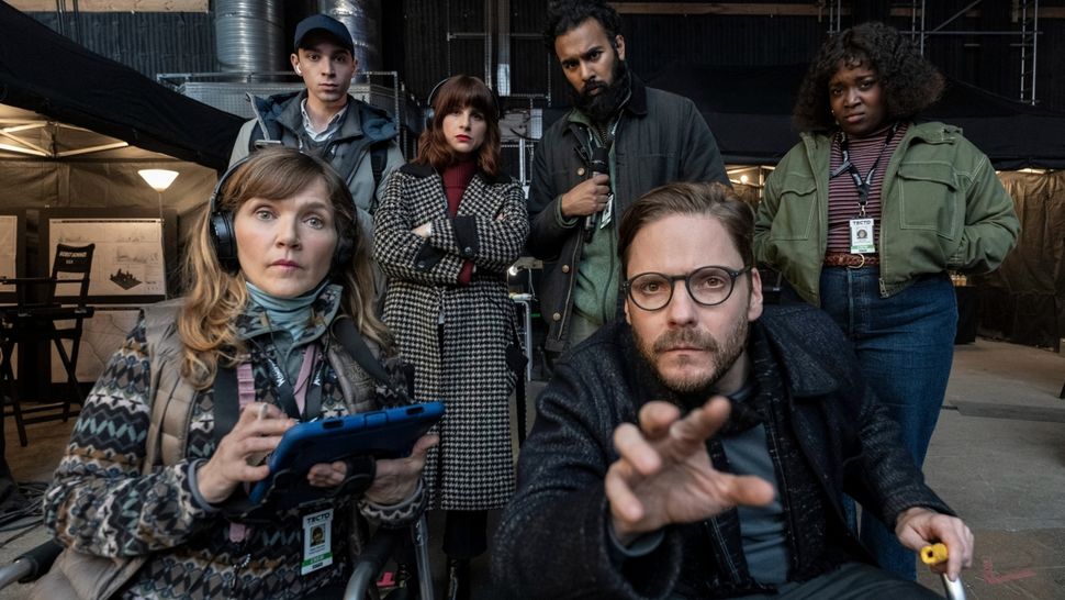 HBO's next big show starring The Boys and Ozark actors is here to mock ...