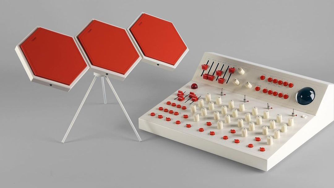 Love Hultén teases Crum2, a "generative percussive harmonic device ...