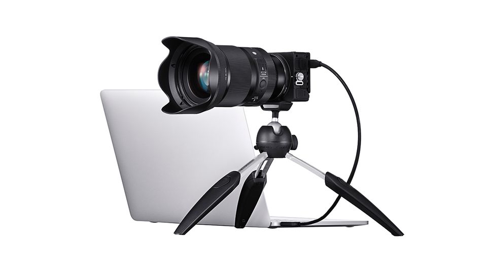 How to use your camera as a webcam with free software | Digital Camera ...