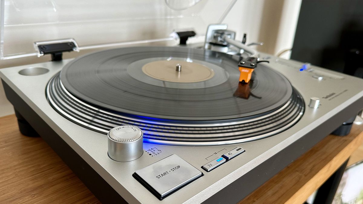 Technics SL-1200GR2 review: an iconic DJ deck design and sound for ...