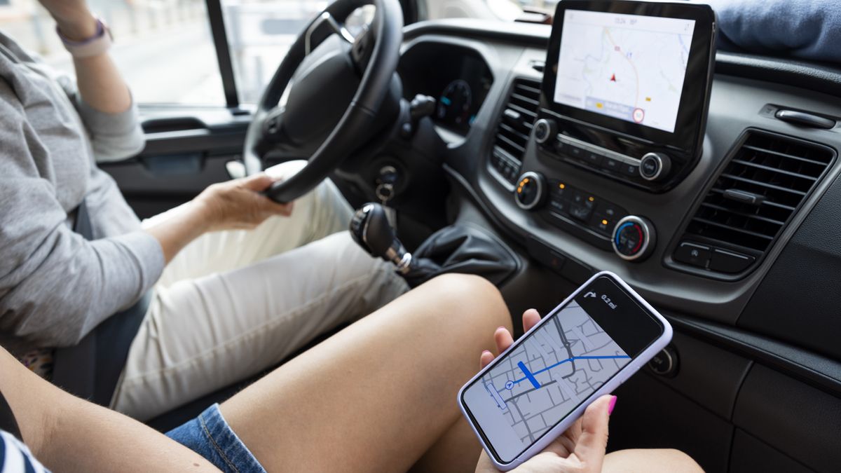What is GPS and how does it work? | Advnture