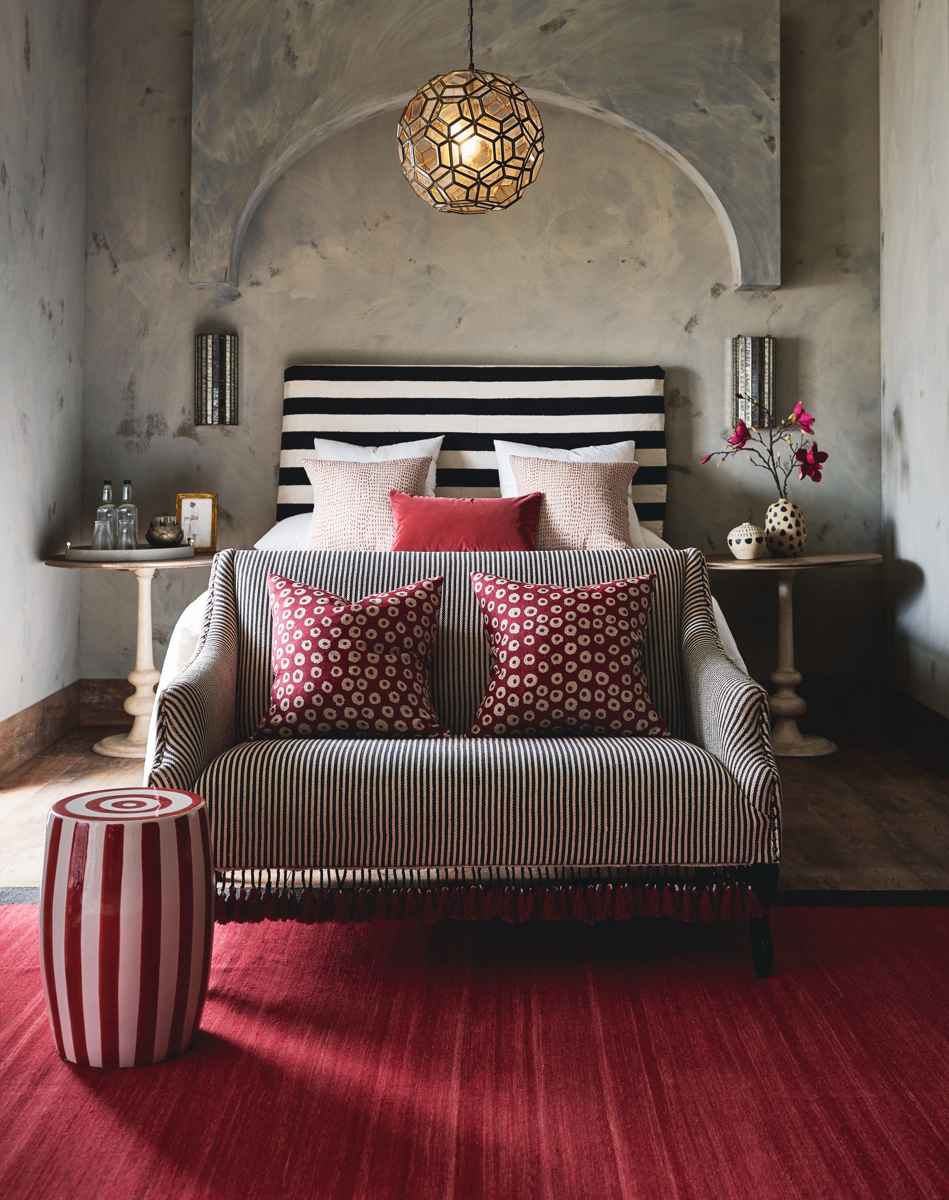 Red bedroom ideas: 11 ways to use a red color scheme in the bedroom ...