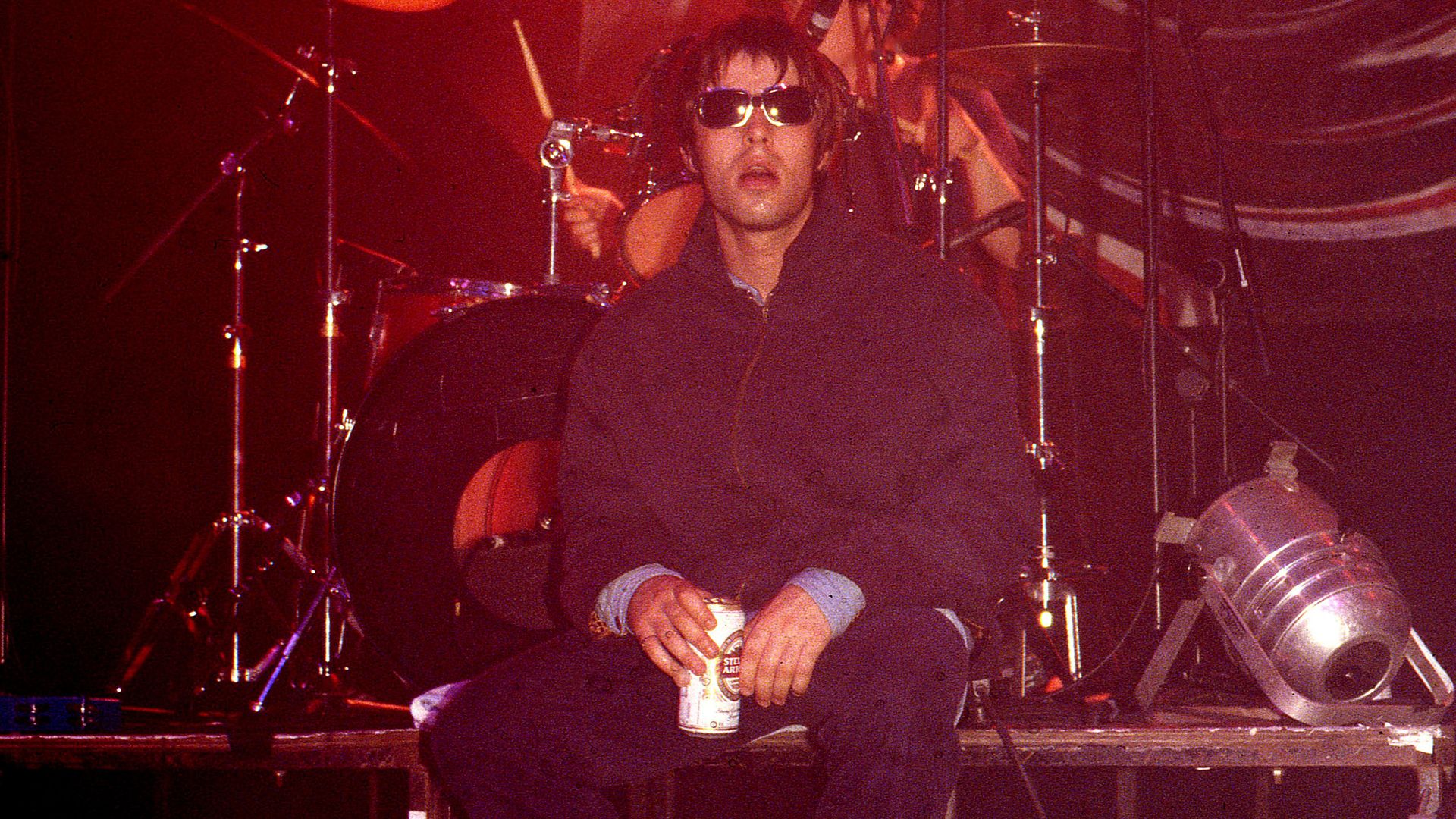 This 1994 Oasis show is all the proof you need to never do crystal meth ...