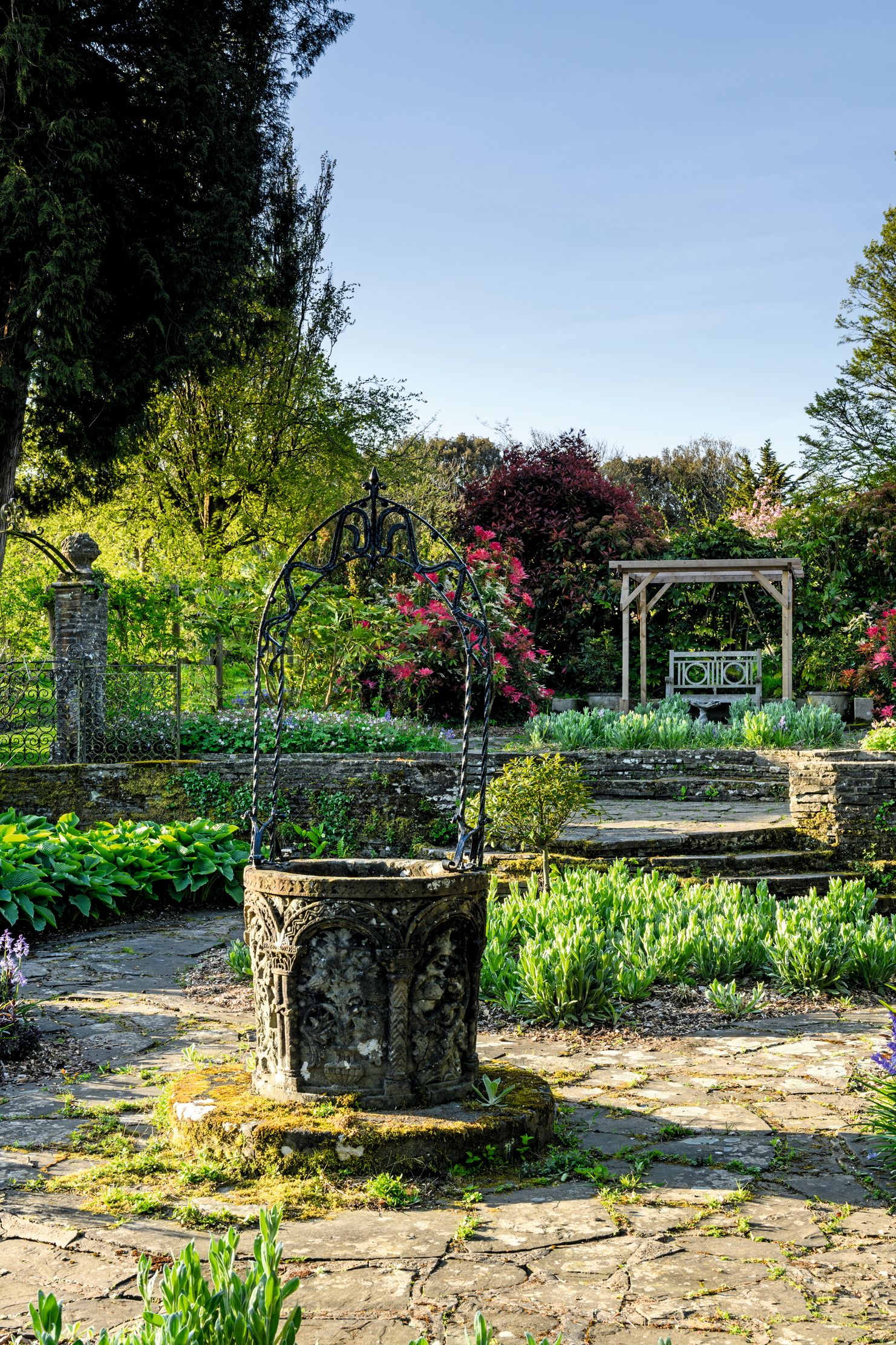 The former smugglers' inn that became one of the finest gardens on the ...