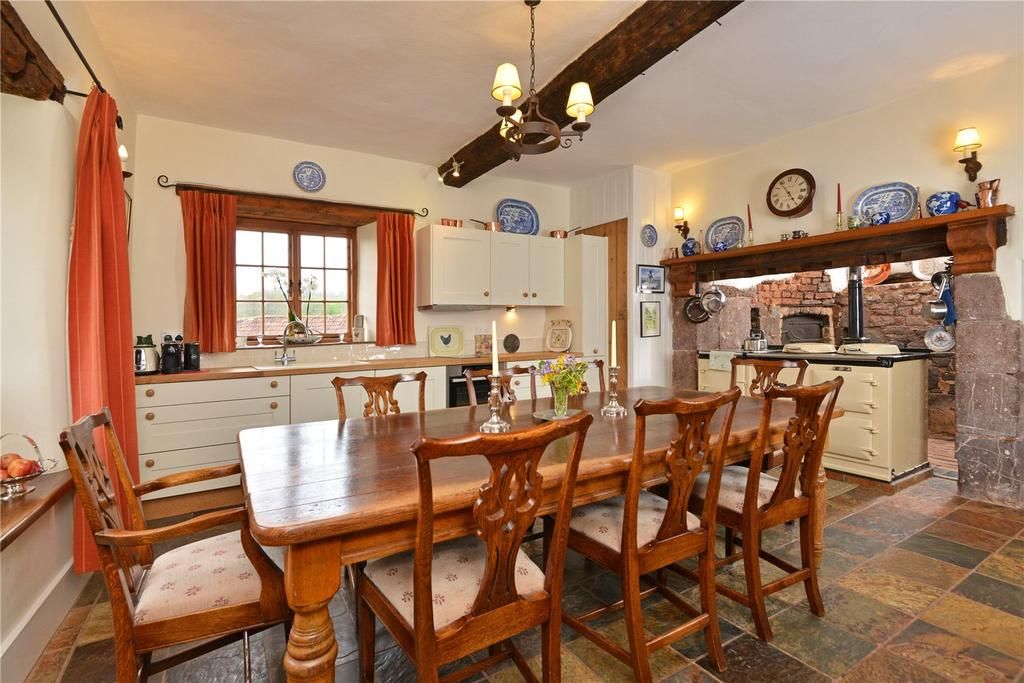 A working farm that's commutable to one of the south-west's finest ...