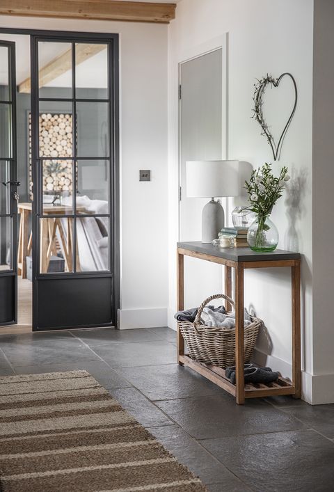 16 small hallway ideas for a warm welcome in a compact space | Homebuilding