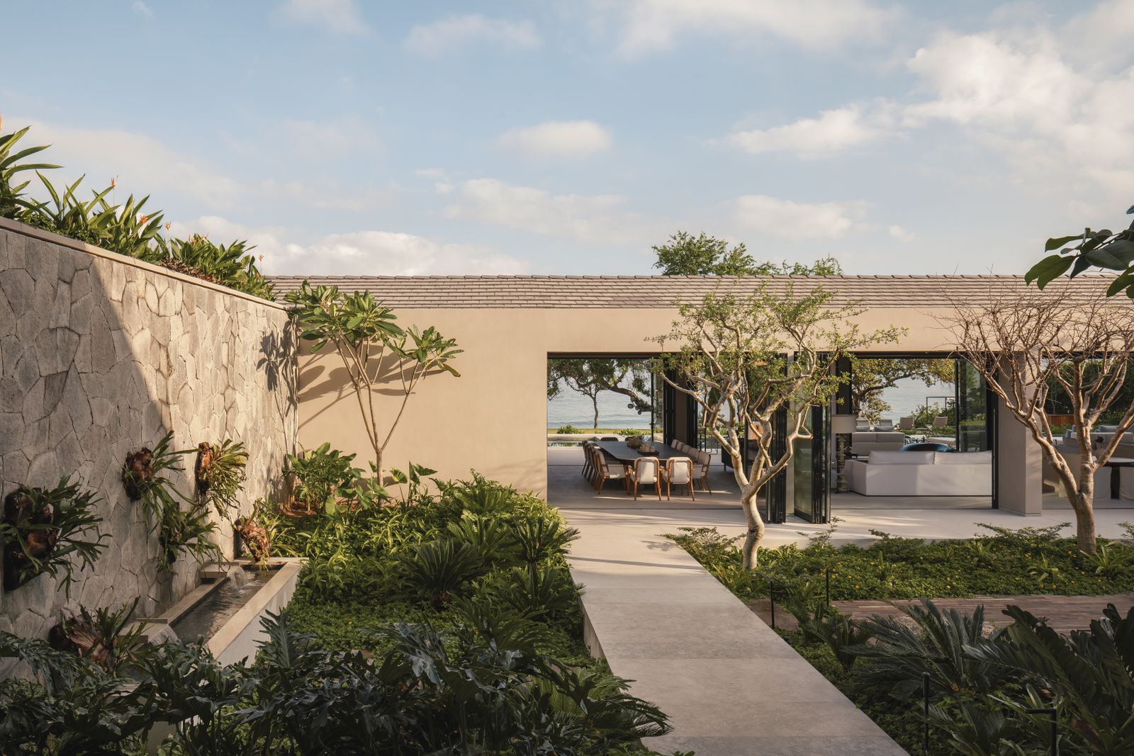 Explore the Quinto Sol house in Mexico | Wallpaper*