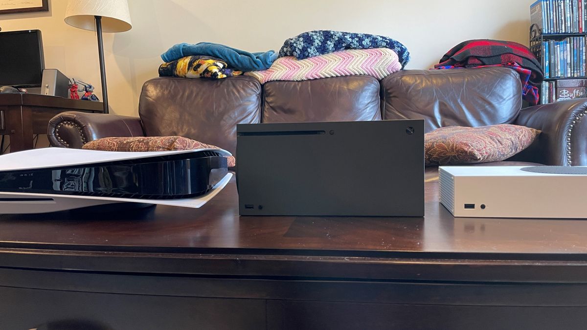 PS5 vs. Xbox Series X vs. Xbox Series S: Next-gen console sizes ...