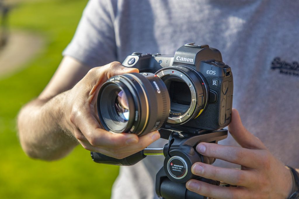 Canon EF-EOS R lens adapters compared - which EF-R adapter is best for ...