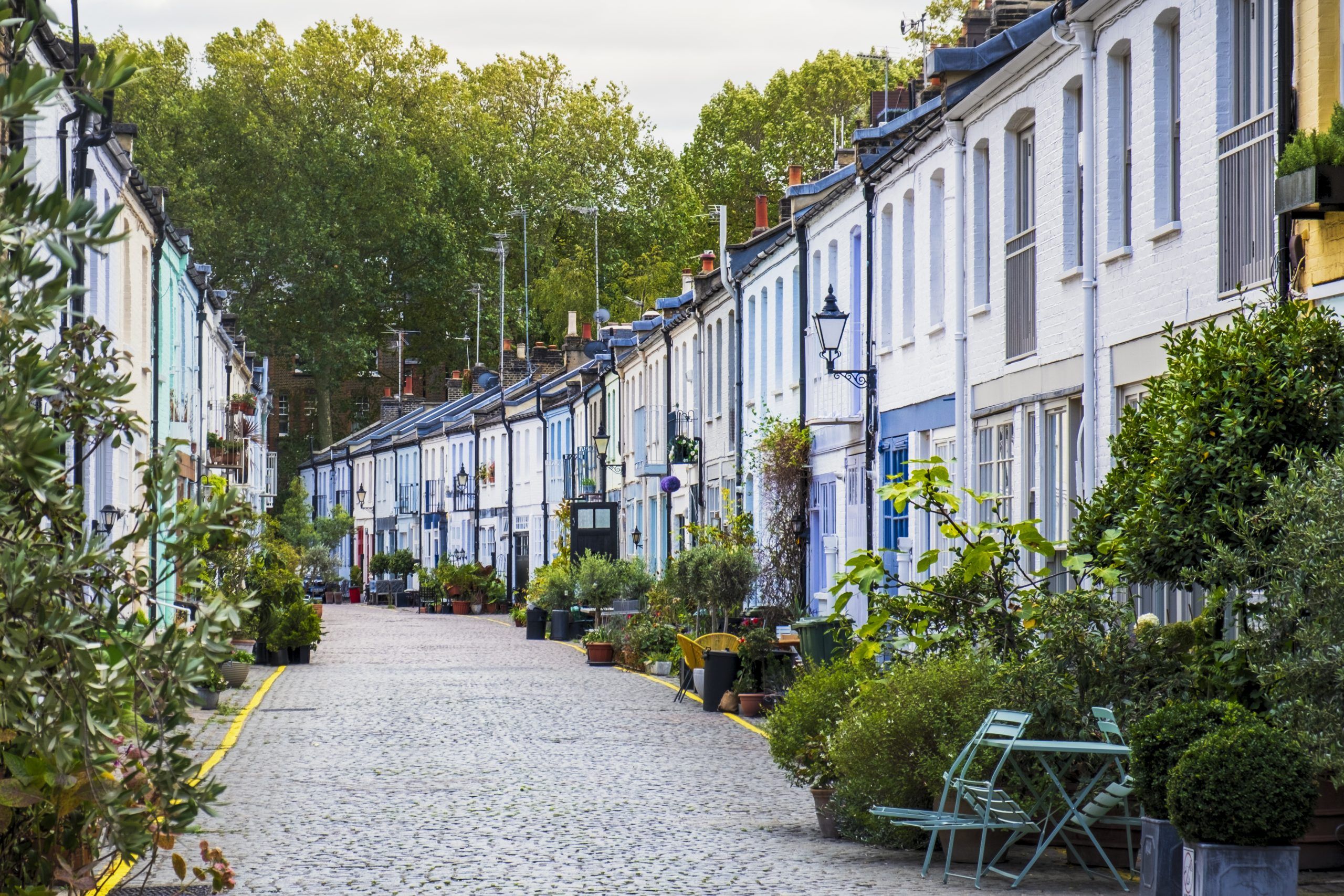 Living in Chelsea: Why SW3 is still one of London's 'golden postcodes ...