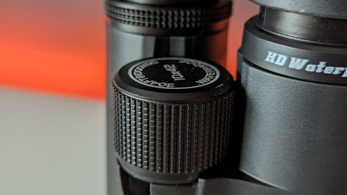 SVBONY SV47 10x42 binocular review | Live Science