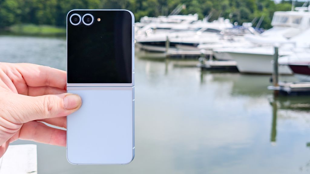 Samsung Galaxy Z Flip 6 review: splurges on power, skimps on excitement ...