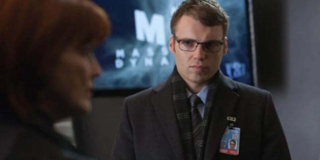 What The Fringe Cast Is Doing Now, Including Joshua Jackson | Cinemablend