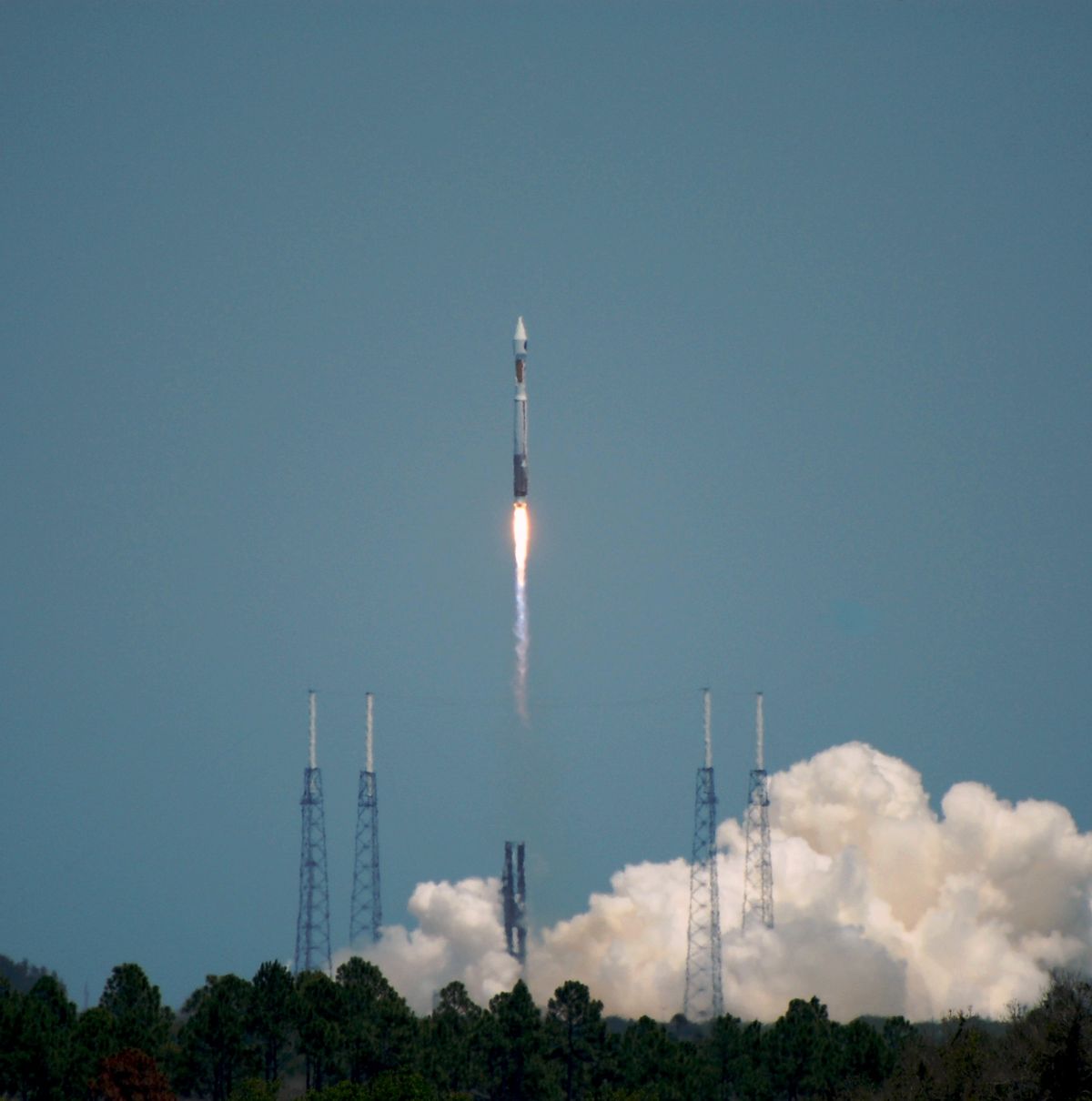 U.S. Military Launches New Missile Warning Satellite Into Space | Space