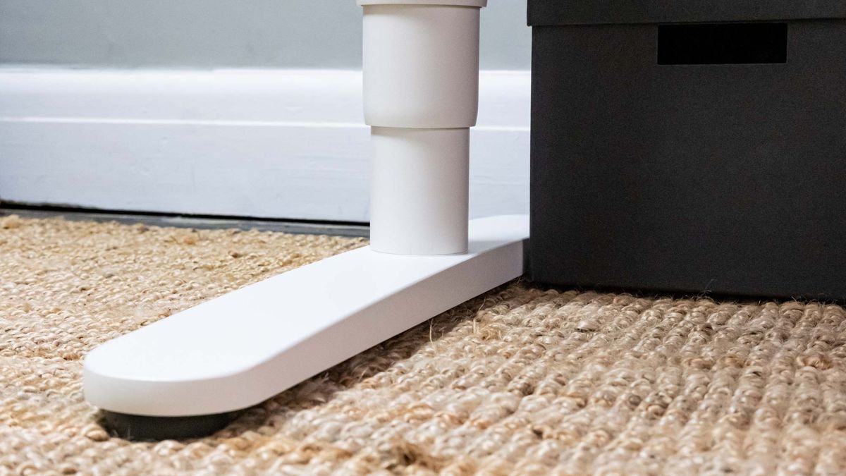 IKEA Bekant Standing Desk review | Tom's Guide