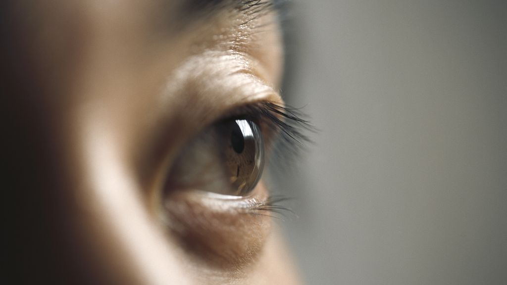 LASIK alternative? Early test of new laser-free eye treatment shows ...
