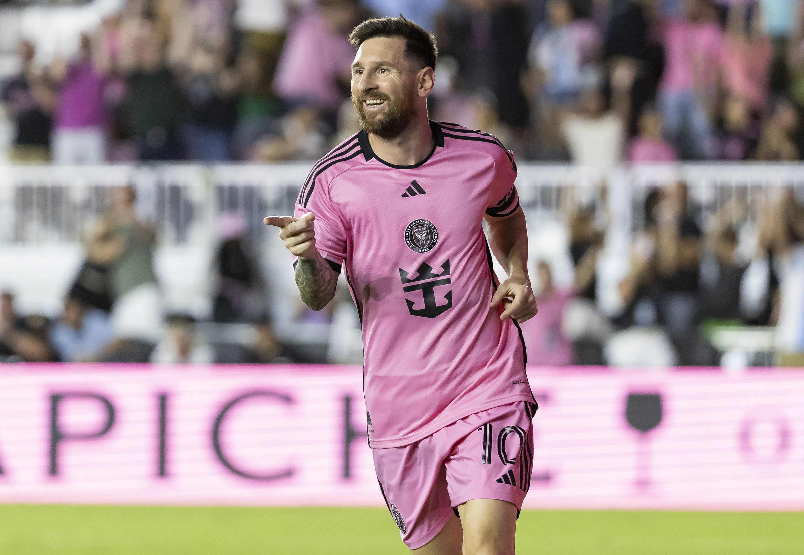 Why Lionel Messi WON'T return to Barcelona on loan, despite being ...
