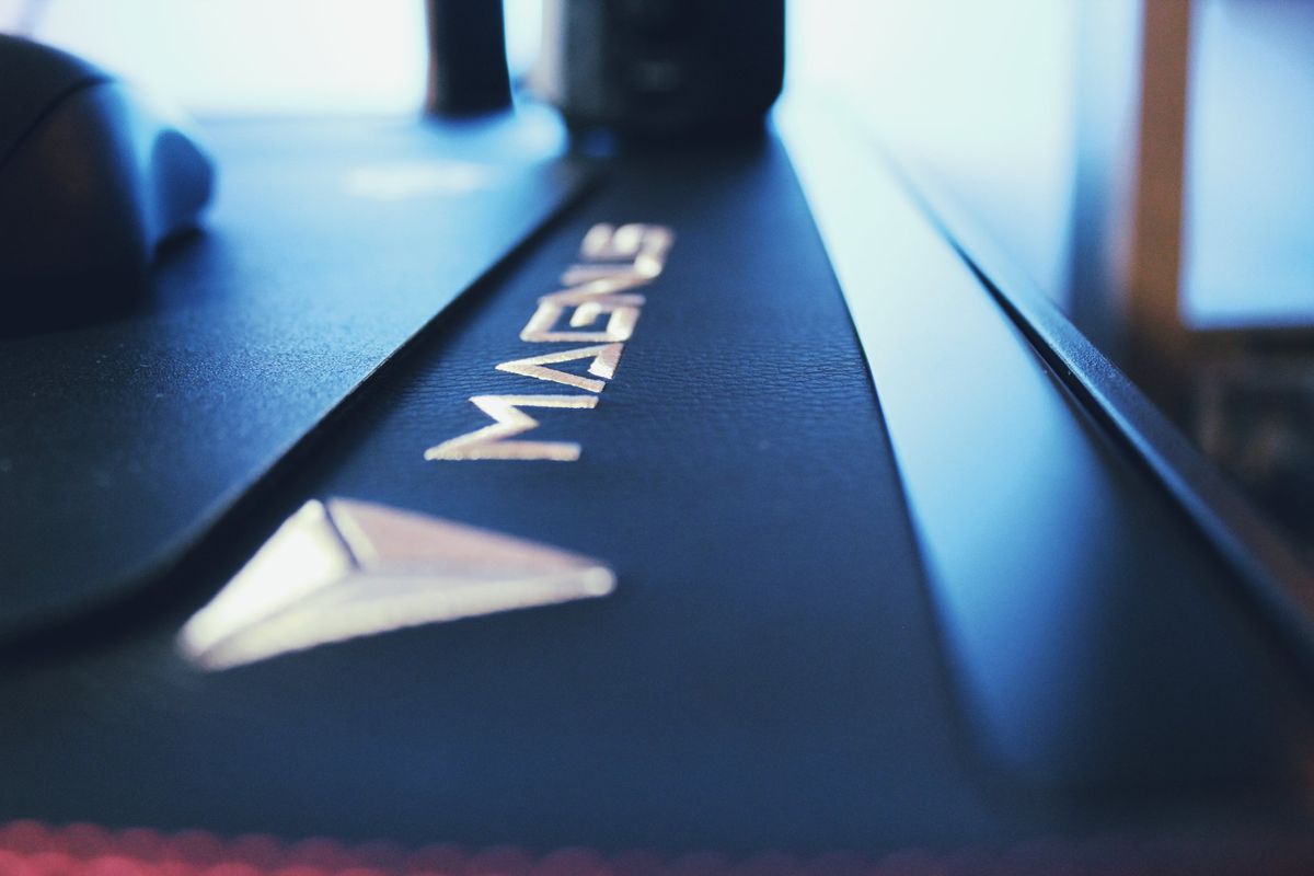 Secretlab MAGNUS review: The desk every gamer deserves | iMore