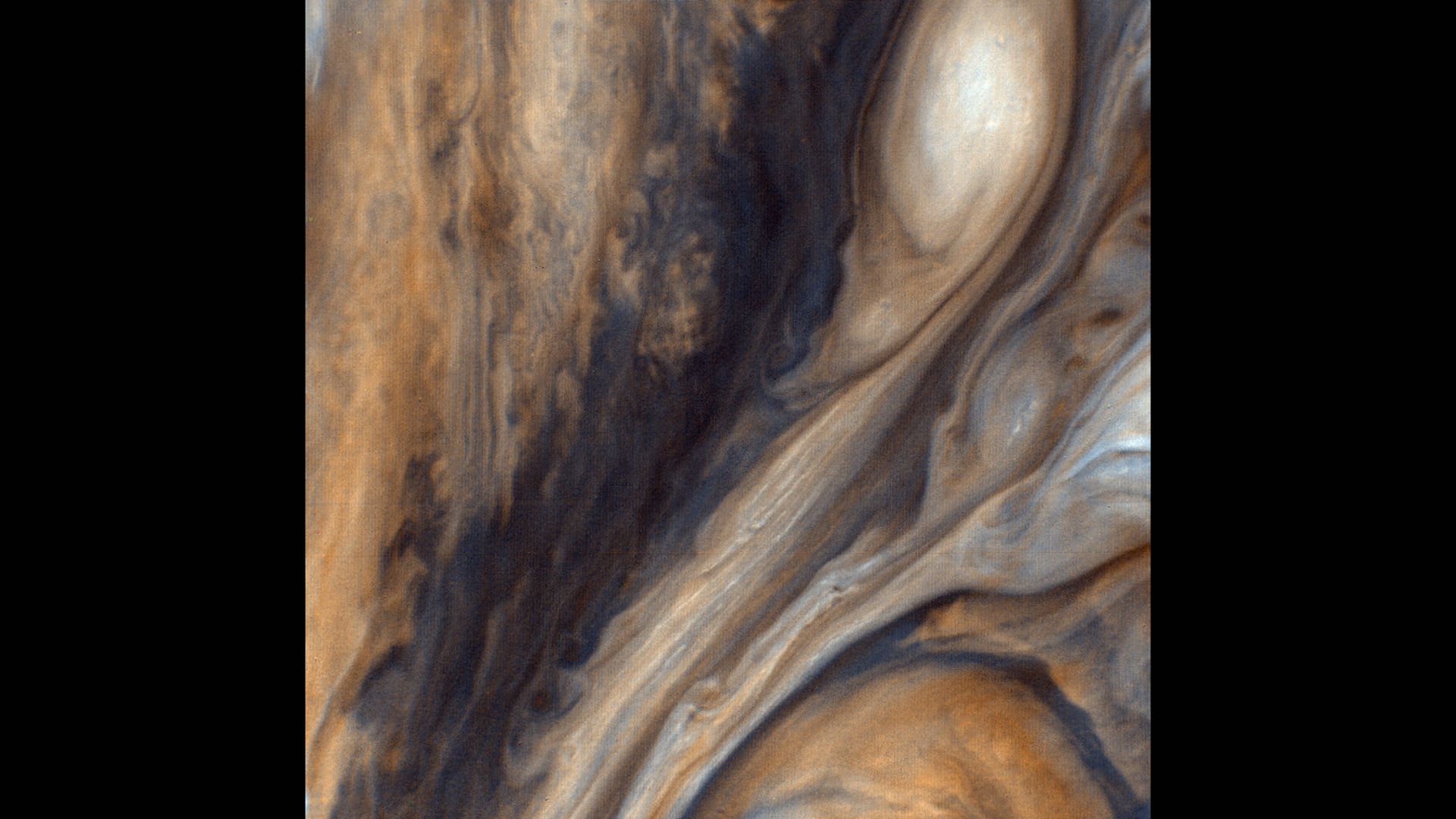 Voyager 1's Historic Flyby of Jupiter in Photos | Space
