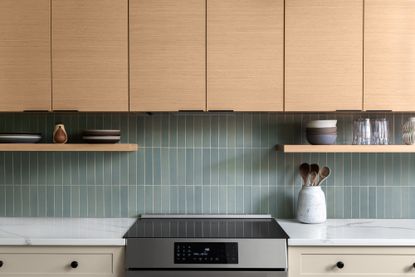 7 inspiring layouts for subway tiles that look like trends | Livingetc