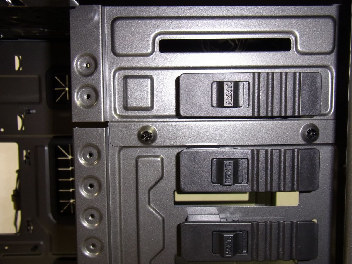 Storage Installation - NZXT Phantom 820 Case Review: Conceptualized By Enthusiasts | Tom's Hardware