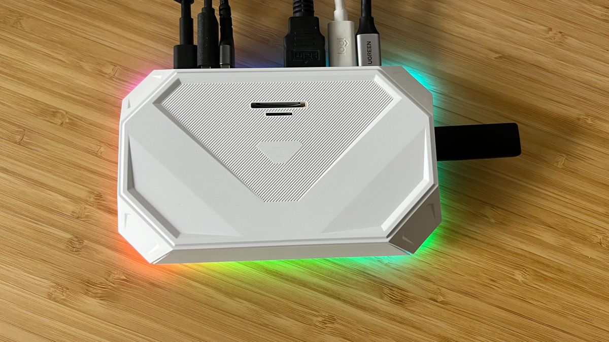 JSAUX RGB Docking Station review: "fun and flashy with some rough edges ...