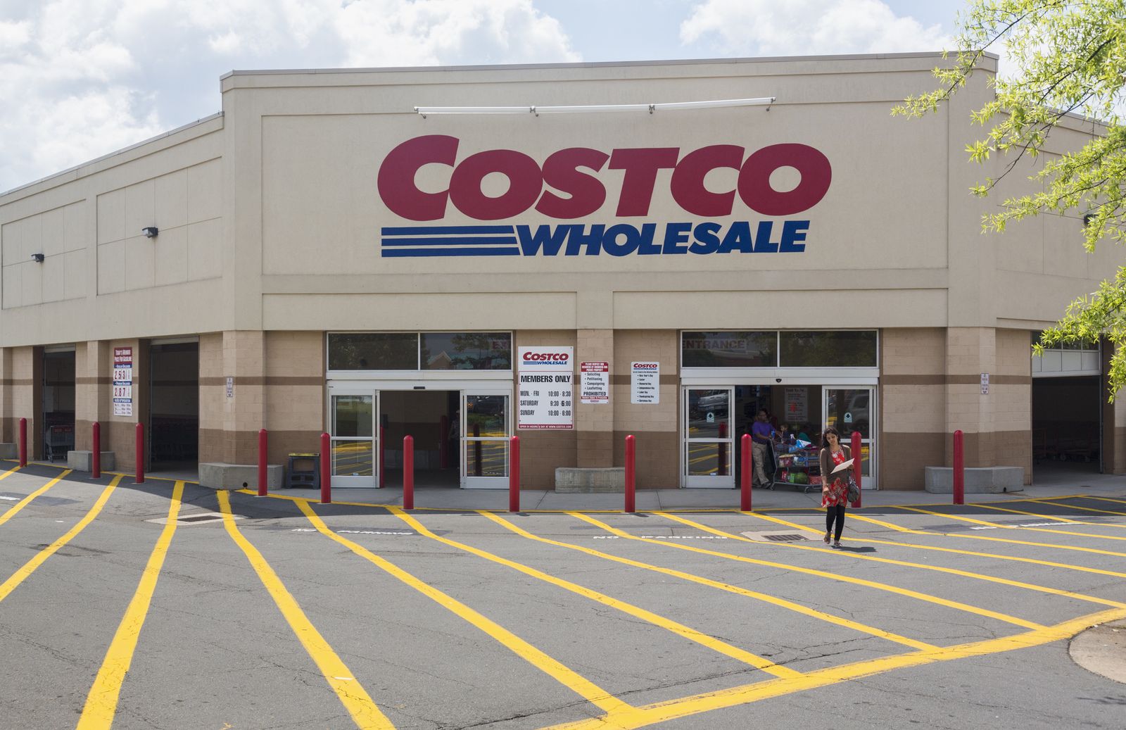 Get $40 to Shop at Costco with This Membership Deal | Kiplinger