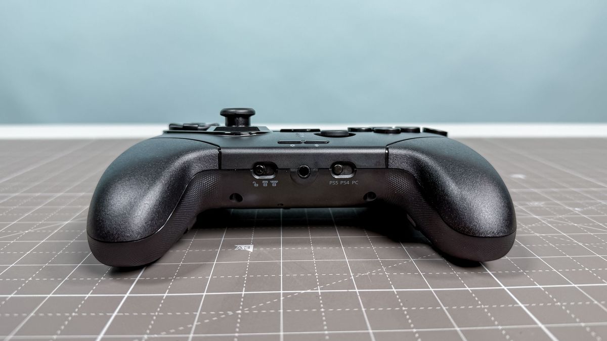 Hori Wireless Fighting Commander Octa Pro review | Tom's Guide
