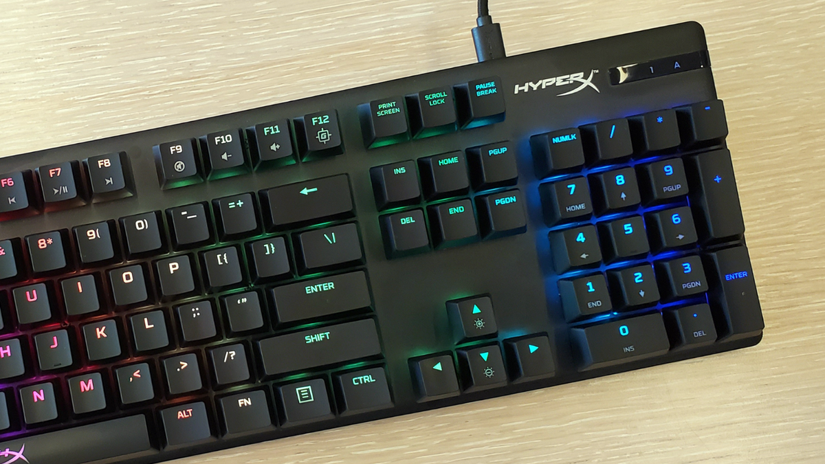 HyperX Alloy Origins Mechanical Gaming Keyboard Review: Slick ...