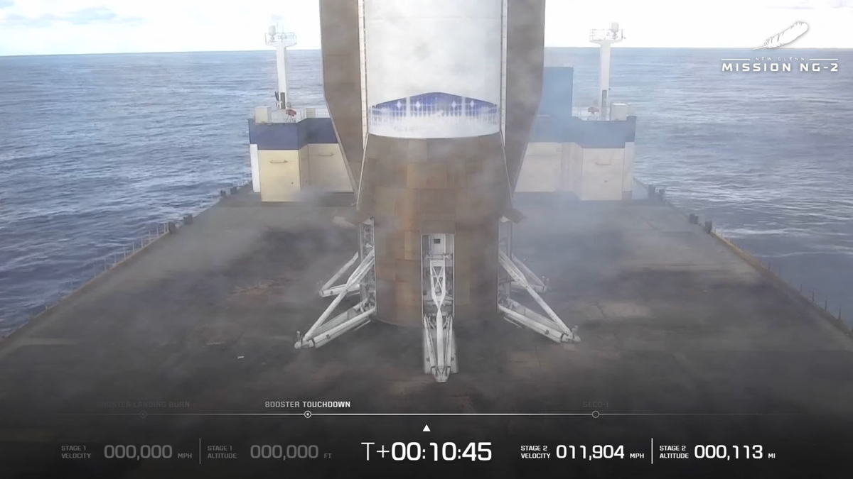 Blue Origin lands huge New Glenn rocket booster for 1st time after ...